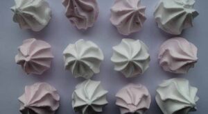 Why Is My Meringue Chewy? (7 Common Causes) - The Dough Academy